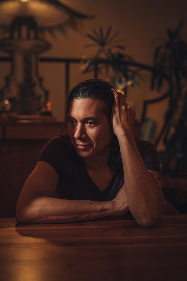 Bio & Gallery – Eric Arthur | Musician